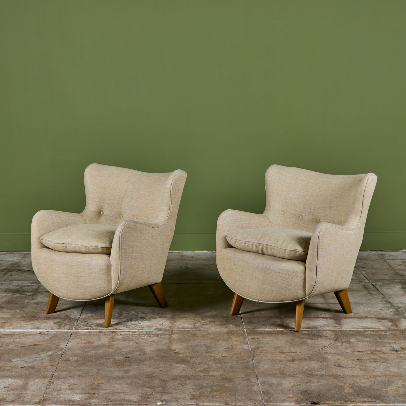 Lounge + Accent Chairs – DEN