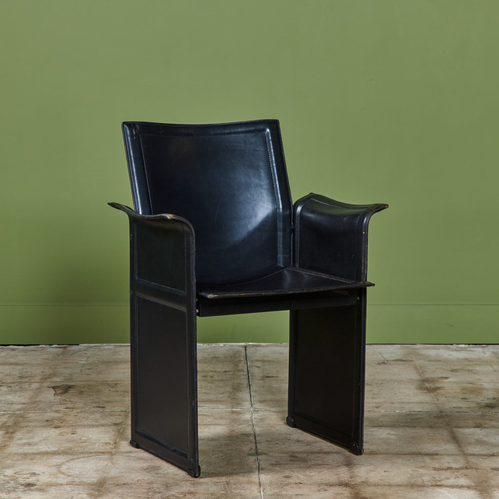 Matteo Grassi Black Leather Arm Chair – DEN