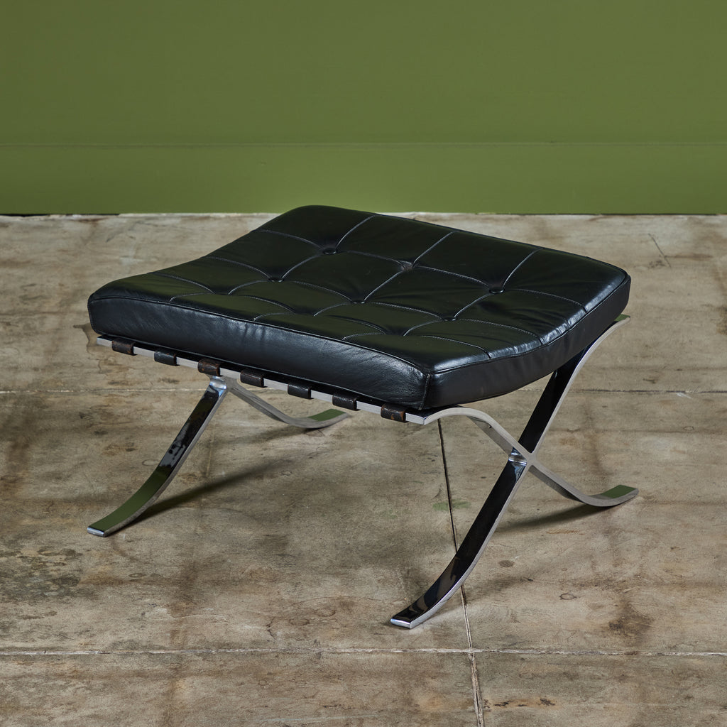 Barcelona Ottoman by Mies van der Rohe for Knoll – DEN
